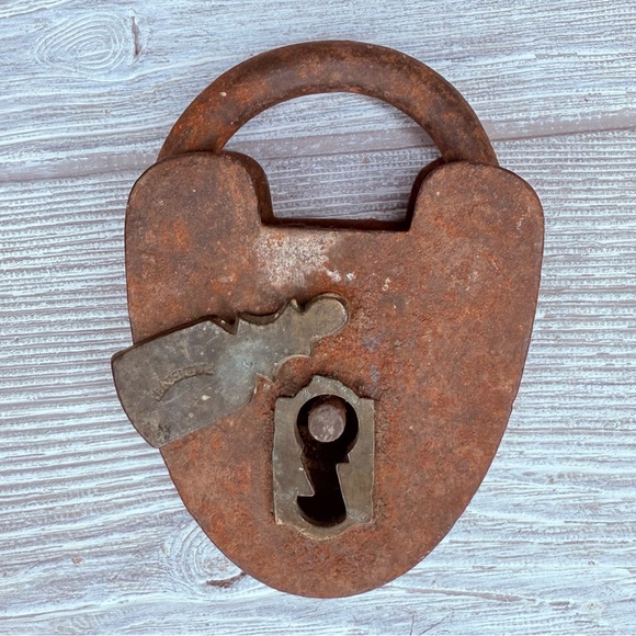 Antique | Accents | Antique Vintage Metal Lock No Key Art Decoration ...